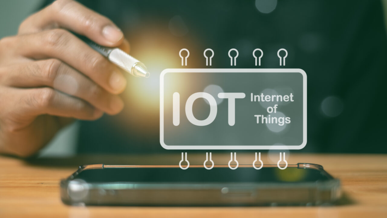 Why is SMS essential to IoT? - HORISEN